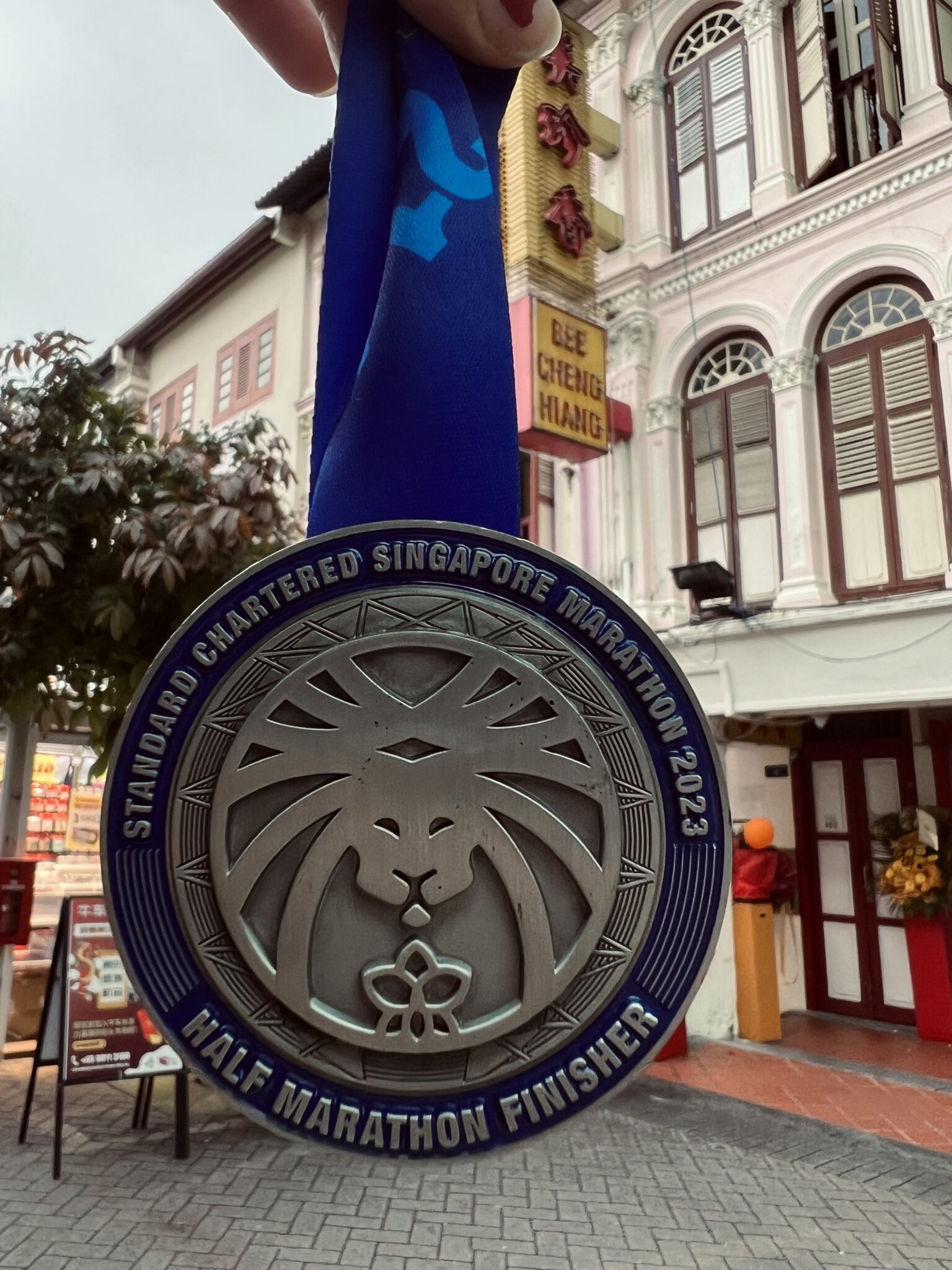 Standard Chartered Singapore Half Marathon 2023 | Char's Footsteps